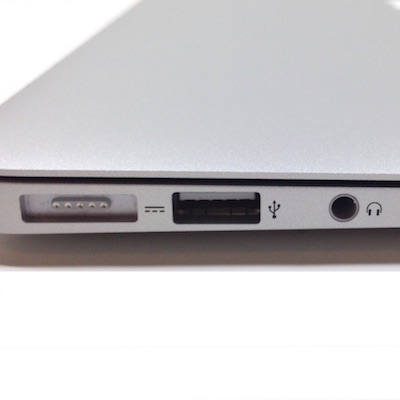 Thay cổng USB Macbook Air 2014 chính hãng | Điện Thoại Vui